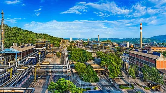 Helping Sinopec Achieve Peak Performance While Reducing Its Environmental Impact | Ecolab